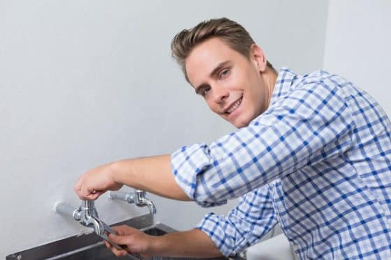 Comment éliminer le calcaire de l'eau du robinet